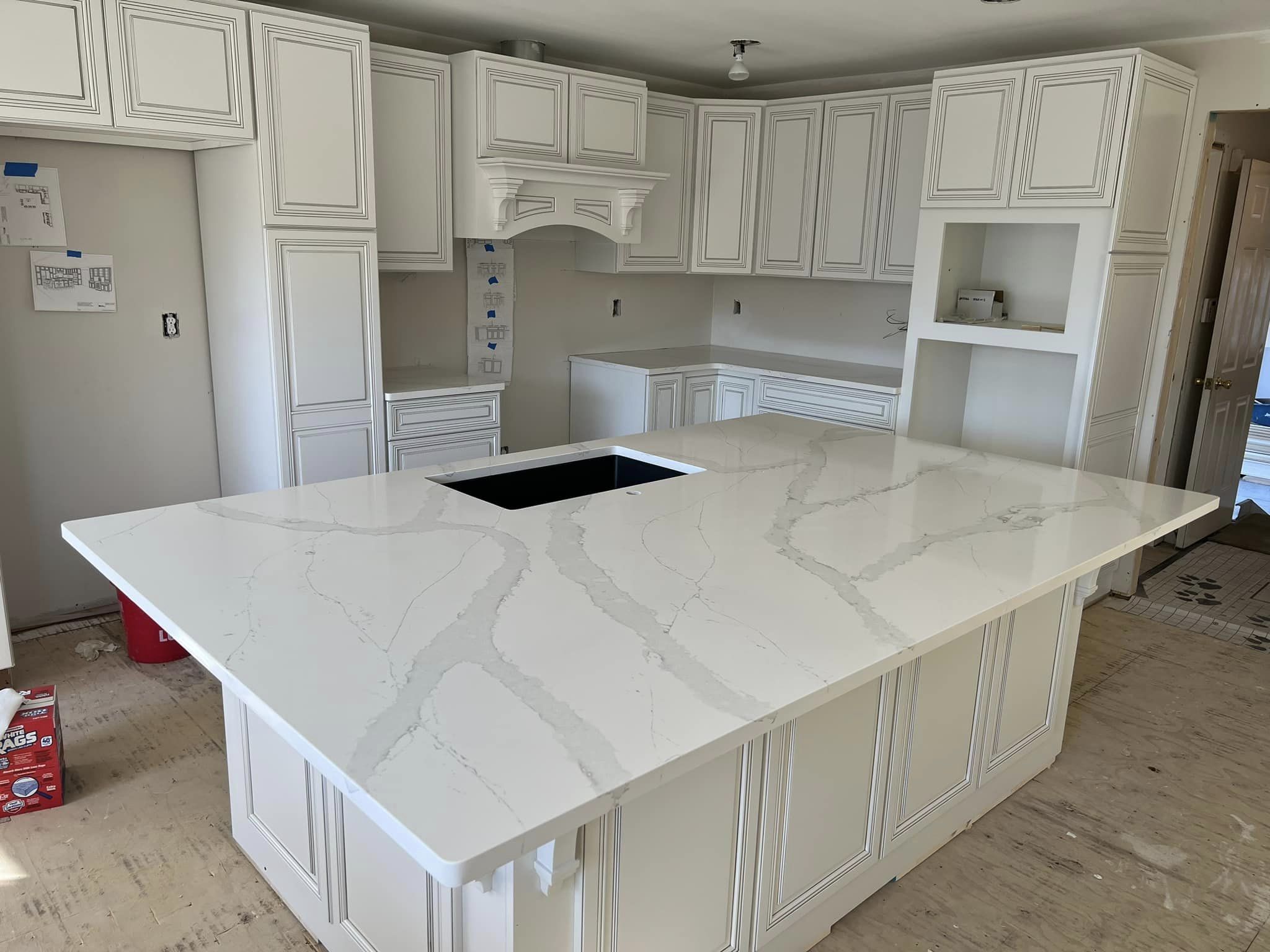 Quartz Kitchen Countertop #1 - D.G. Paterson & Sons, Inc.